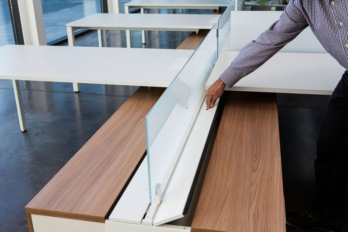 VITAL PLUS SPINE - Desk System - Product | WURKON